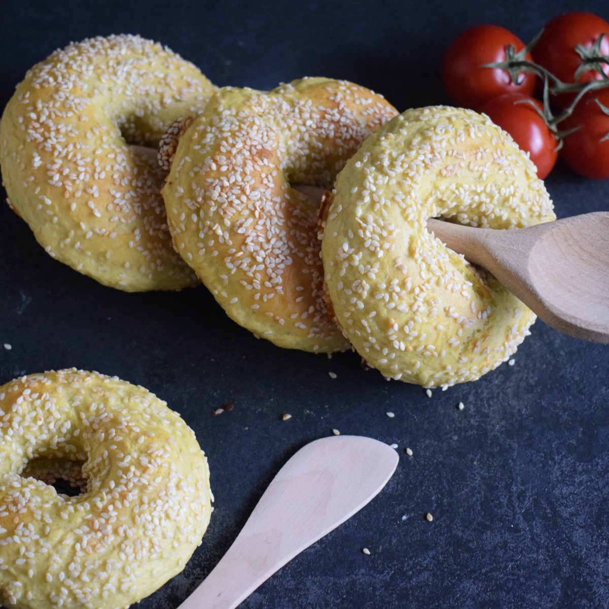 Curry-Sesam Bagels aus Dinkelmehl - Soni - Cooking with love