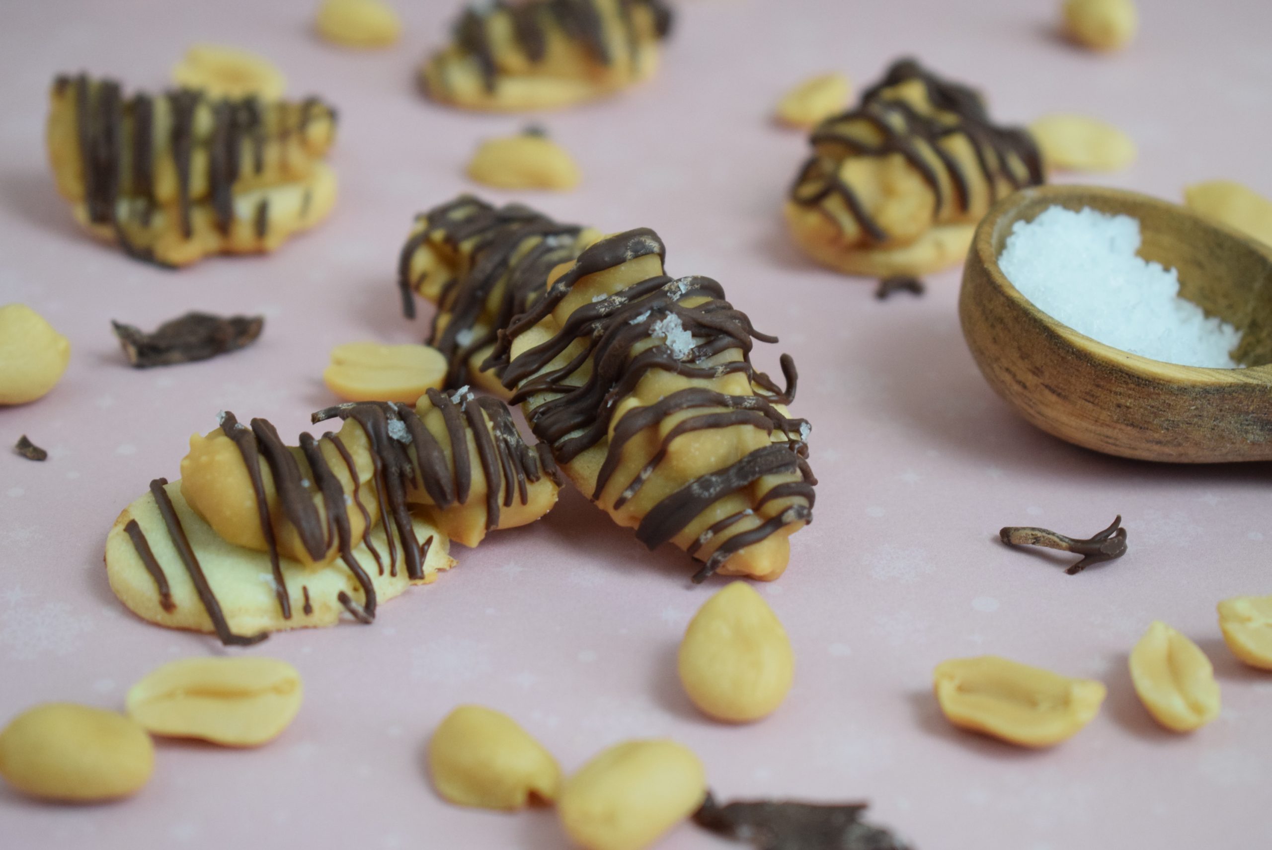 Erdnuss Toffee Plätzchen mit Fleur de Sel - Soni - Cooking with love